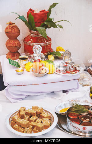 hindu ritual thread ceremony, india Stock Photo - Alamy