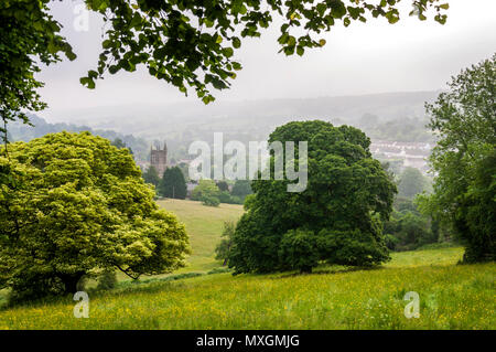 Batheaston, Somerset, UK weather. 4th June 2018. A misty start to the ...