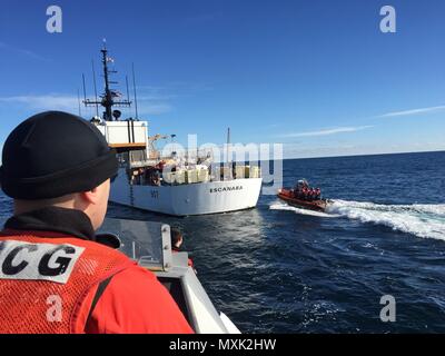 US Coast Guard 47-foot Motor Lifeboat Monterey off Half Moon Bay Stock ...