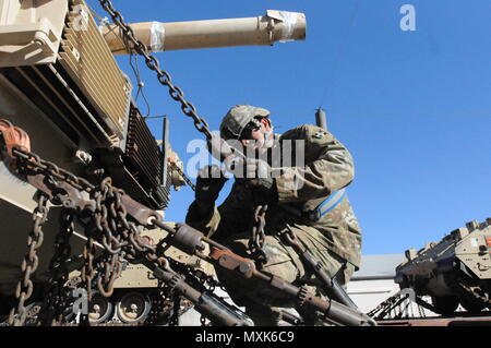 Bremerhaven, Germany – Army M1A2 Abrams Main Battle Tanks from 3rd ...