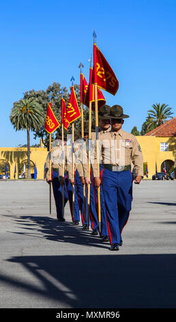 Drill instructors from Mike Company, 3rd Recruit Training Battalion ...
