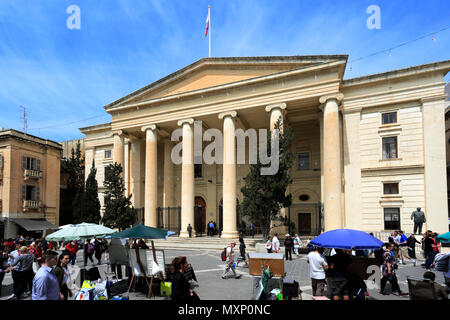 Law Courts Valletta Malta Stock Photo: 20097349 - Alamy