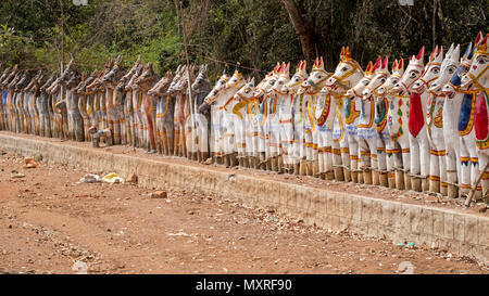 SOLAI ANDAVAR TEMPLE IN PALLATHUR, TAMILNADU Stock Photo - Alamy