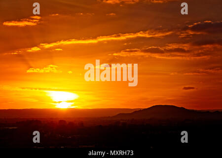 Beautiful landscape sunset image of Somerset Levels wetlands in England ...
