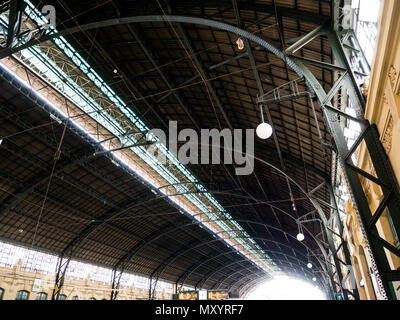 Beautiful wrought-iron vault in the Valencia-Nord Station, Spain Stock ...