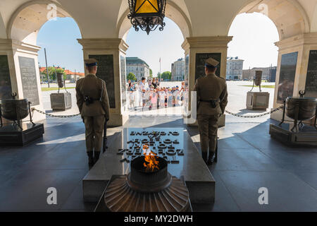 The Tomb of The Unknown Soldier on Pilsudski Square in Warsaw, Poland ...