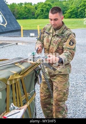 The 101st Airborne Division (Air Assault) welcomes its 48th commanding ...