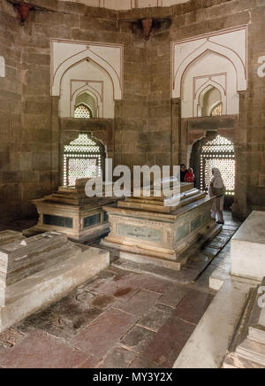 Isa Khan's Tomb, Humayun's Tomb, burial place of Muhammad Nasiruddin ...