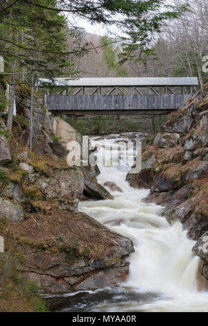 Sentinel Pine Covered Bridge in Franconia Notch State Park Stock Photo ...