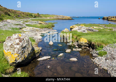 View of Cemlyn Bay, Anglesey, North Wales, UK Stock Photo - Alamy