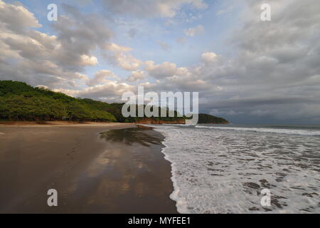 Sunset on Playa El Coco on the Pacific coast of Nicaragua Stock Photo ...