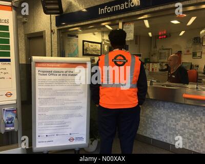 Wapping Tube station Stock Photo - Alamy