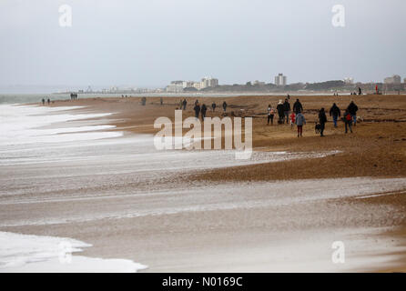UK Weather: Cloudy at Hayling. Beachlands, Hayling Island. 02nd January ...
