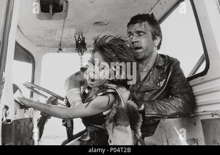 ROAD SCENE, MAD MAX 2: THE ROAD WARRIOR, 1981 Stock Photo - Alamy