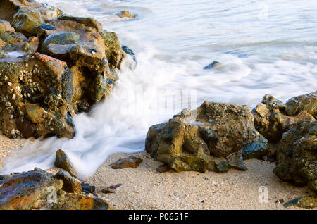 Chidiya Tapu beach sunset with moody sky and water reflection, Port ...