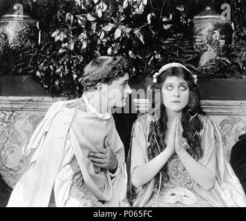ROMEO AND JULIET, Theda Bara, Harry Hilliard, 1916 Stock Photo - Alamy