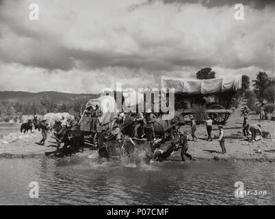Fighting Caravans Year: 1931 USA Director : Otto Brower, David Burton ...