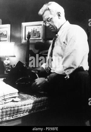 REAR WINDOW -1954 RAYMOND BURR Stock Photo - Alamy