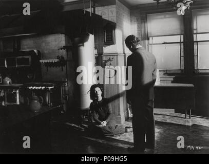 THE MAGNIFICENT AMBERSONS, Tim Holt, Agnes Moorehead, 1942 Stock Photo ...