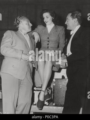 Lured Year: 1947 USA Director : Douglas Sirk Lucille Ball, Charles ...