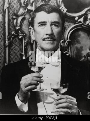 Stars: RICHARD HAYDN Stock Photo - Alamy
