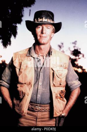 CROCODILE DUNDEE - 1986 Paramount film with Paul Hogan Stock Photo - Alamy
