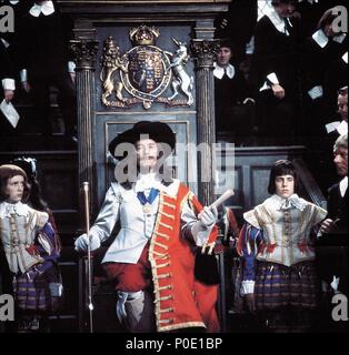 CROMWELL ALEC GUINNESS AS KING CHARLES I, DOROTHY TUTIN AS QUEEN ...