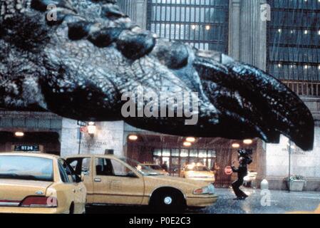 MONSTER SCENE, GODZILLA, 1998 Stock Photo - Alamy