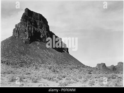 Typical rimrock and talus formation in Grand Coulee, Washington. This ...