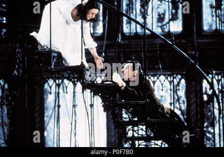 THE HAUNTING, Liam Neeson, Lili Taylor, 1999, (c)DreamWorks/courtesy ...