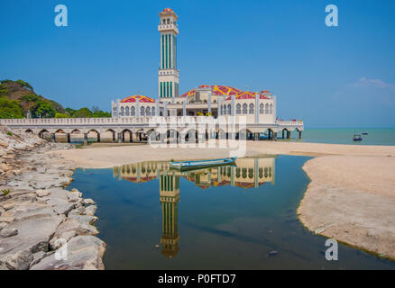 Penang Island - Malaysia - the island of Penang offers an amazing ...