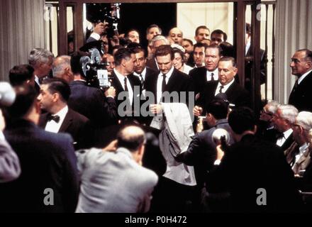 Original Film Title: QUIZ SHOW. English Title: QUIZ SHOW. Film Director ...