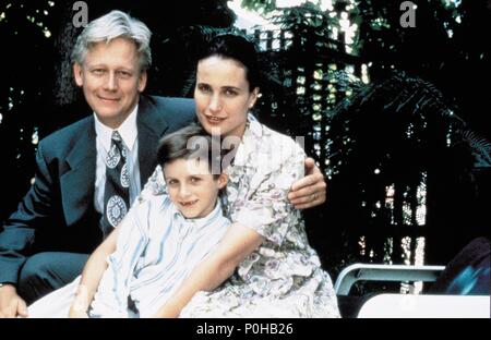 SHORT CUTS, Bruce Davison, Andie MacDowell, 1993, (c) Fine Line ...