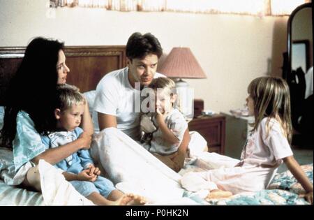 Tim Robbins Film: Short Cuts (USA/FR 1995) Characters: Gene Shepar ...