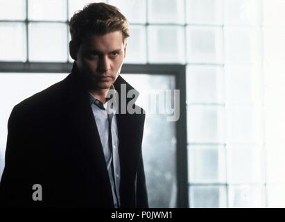 Johnny Depp Film The Astronaut'S Wife (USA 1999) Characters: Commander ...