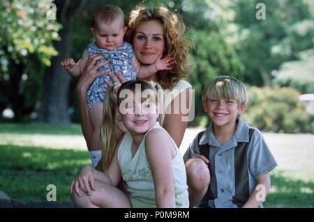 Original Film Title: ERIN BROCKOVICH. English Title: ERIN BROCKOVICH ...