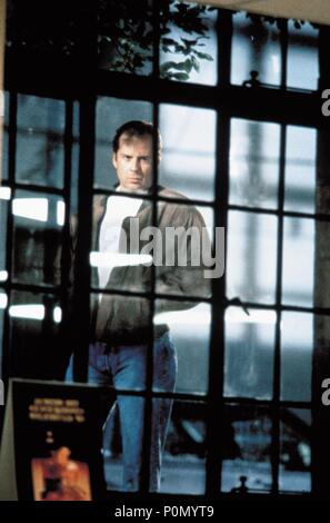 STRIKING DISTANCE, Bruce Willis, 1993, (c) Columbia/courtesy Everett ...