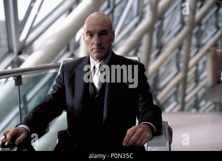 Patrick Stewart Film: X-Men (USA 2000) Characters: Professor Charles ...
