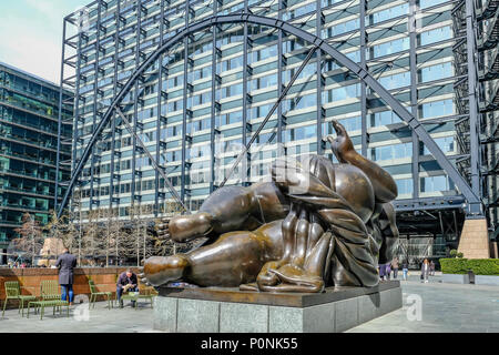 Sculpture of Fernando Botero at Liverpool Street, Business District ...