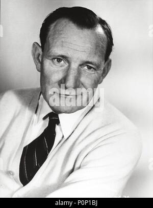 Stars: TREVOR HOWARD Stock Photo - Alamy