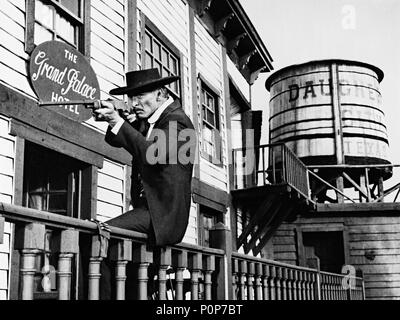 Lee Van Cleef as SABATA 1969 director Gianfranco Parolini aka Frank ...
