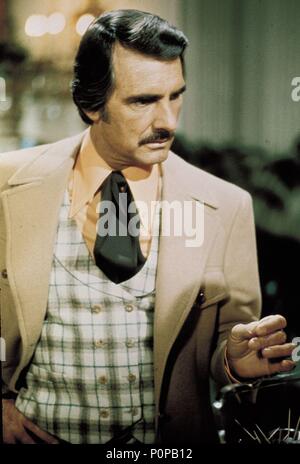 MCCLOUD (TV) DENNIS WEAVER Stock Photo - Alamy