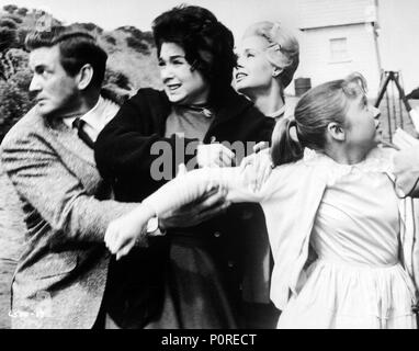 The Birds Year: 1963 - USA Veronica Cartwright, Jessica Tandy, Tippi ...