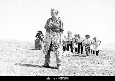 Original Film Title: LOS INVITADOS. English Title: LOS INVITADOS. Film ...