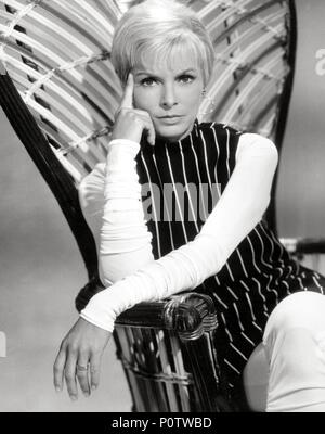 KID RODELO, Janet Leigh, 1966 Stock Photo - Alamy