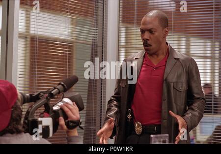 SHOWTIME 2002 Warner film with Eddie Murphy and Al Pacino Stock Photo ...