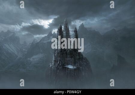 CASTLE SCENE, VAN HELSING, 2004 Stock Photo - Alamy
