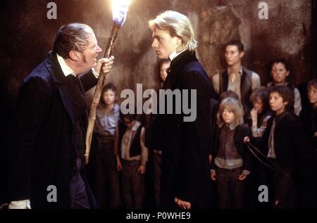 NICHOLAS NICKLEBY, Jim Broadbent, Charlie Hunnam, 2002, (c) United ...