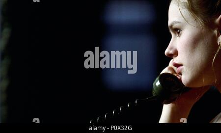 ANNA PAQUIN, DARKNESS, 2002 Stock Photo - Alamy