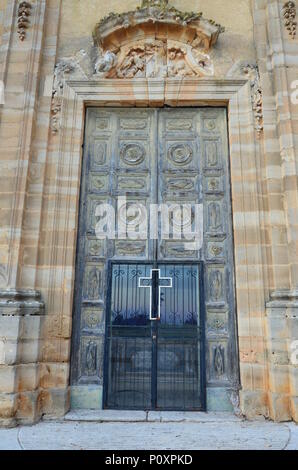 Old ruins of Partanna, Sicily Stock Photo - Alamy